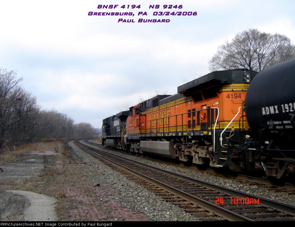 BNSF 4194 NS 9246 03/24/2006